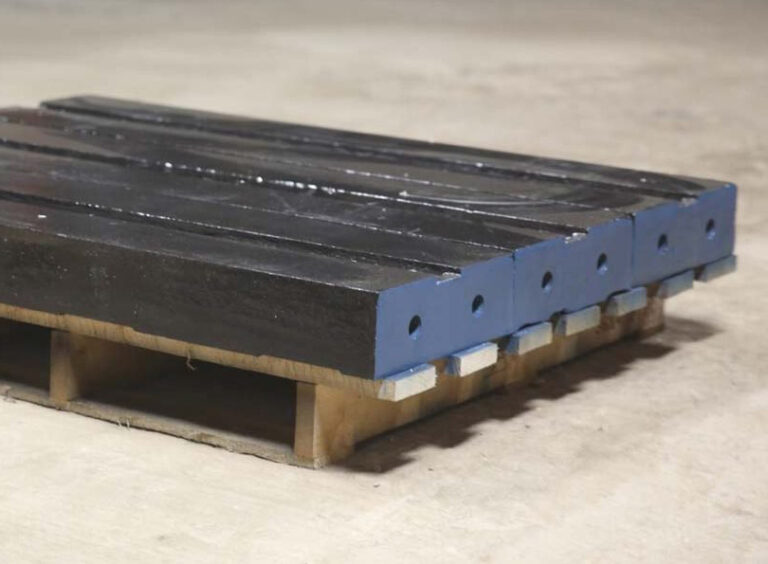 High-Performance Blow Bars for Crushers | Durable Alloys